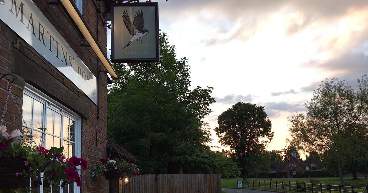 Martins' Pond Potten End Berkhamsted : Freehouse With Good Food